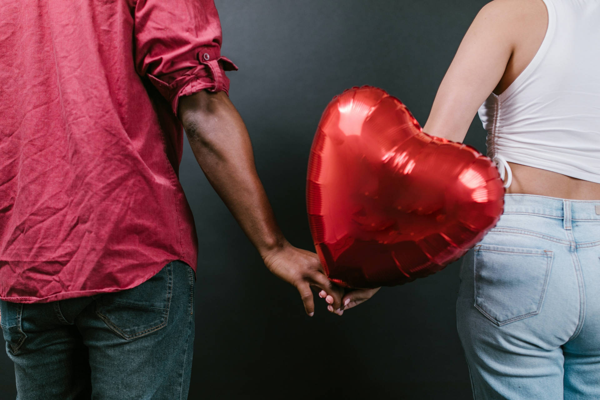 Free Couple Hands Pictures , [200+] Couple Hands Pictures for FREE ...