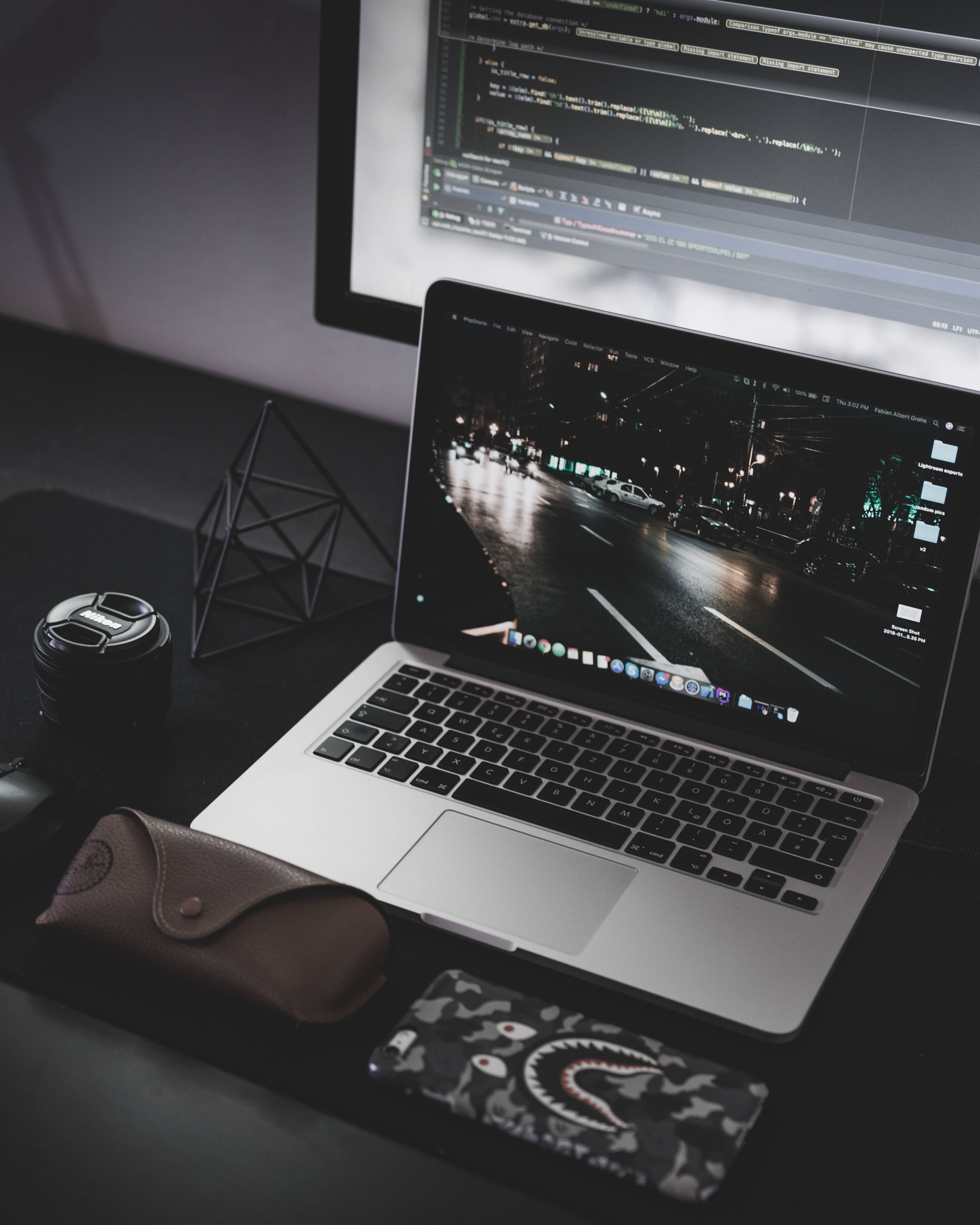 Downloaden 4k Macbook Pro Programmieren | Wallpapers.com